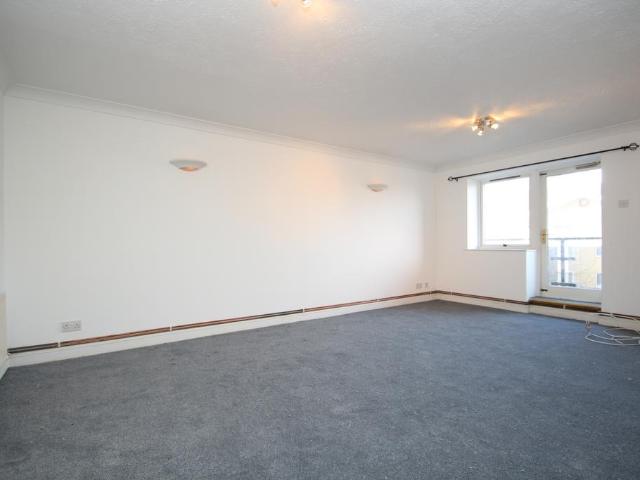 Tavistock Road, Croydon, CR0 2 bed apartment to rent £1,550 pcm £358 pw