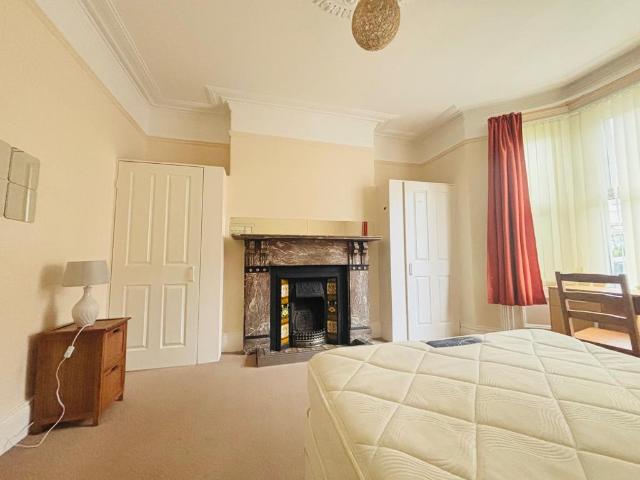 Tavistock Road, Newcastle upon Tyne 2 bed flat to rent £1,000 pcm £231 pw