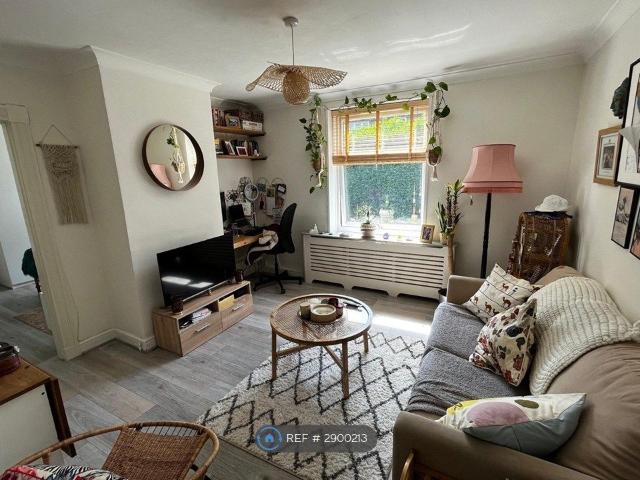 Tavistock Walk, Carshalton SM5, 1 bed flat to rent, £1,700 pcm | PrimeLocation