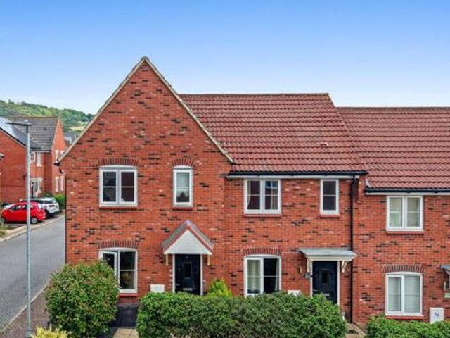 Tawny Close, Bishops Cleeve, 3 Bedroom End