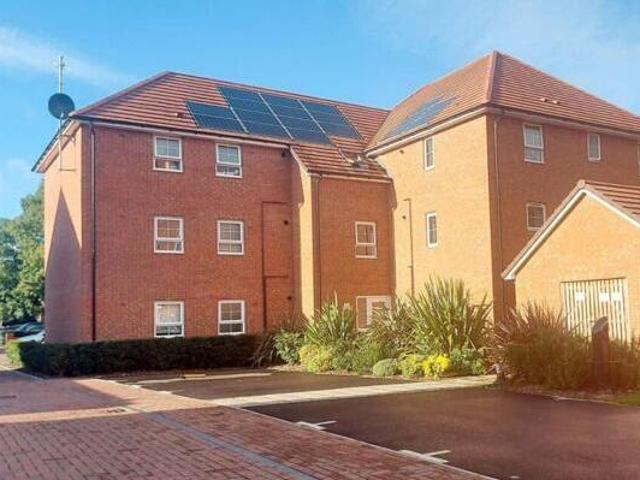 Tawny Grove, Coventry, 2 Bedroom Flat