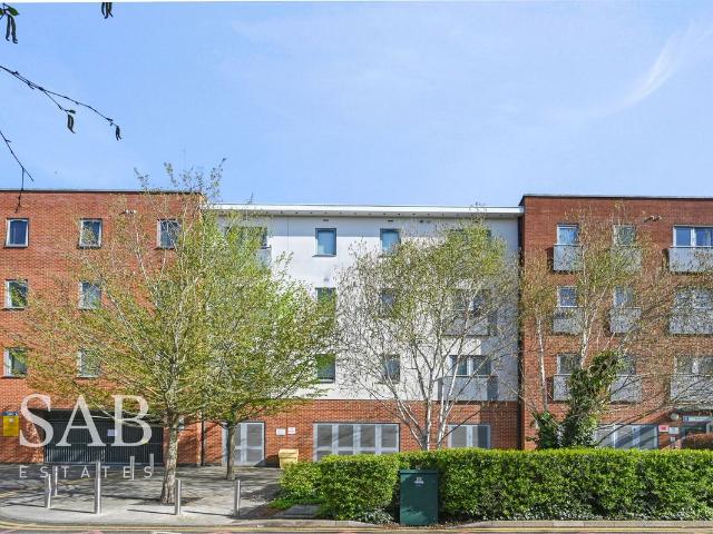 Taywood Road, Brecon House Taywood Road UB5, 1 bed flat to rent, £1,420 pcm | PrimeLocation