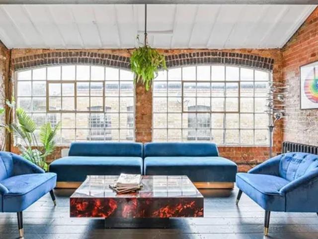 Tay Do, 65 Kingsland Road, London, E2 8AG, United Kingdom | 1 bed house for rent #125282215 | Rentberry