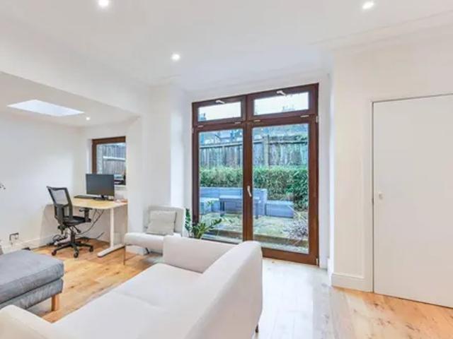 Taybridge Road, London, SW11 5PX, United Kingdom | 2 bed apartment for rent #139403974 | Rentberry
