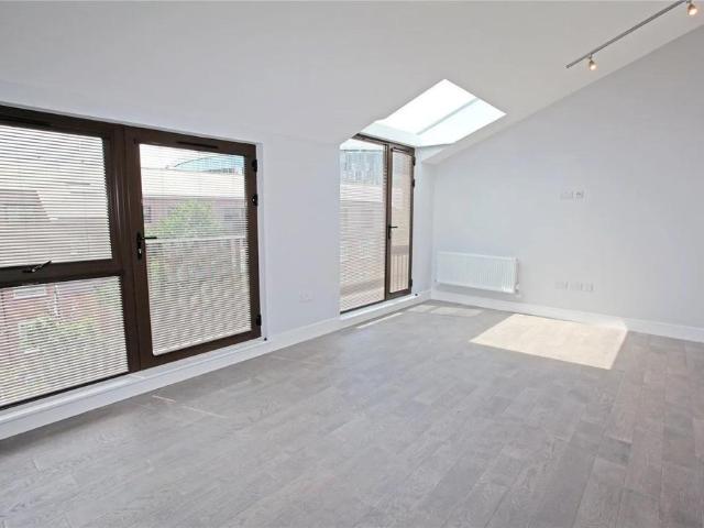 Taylor Close, London N17