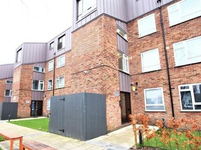 Taylor Close, Tottenham,2 Bedroom Flat
