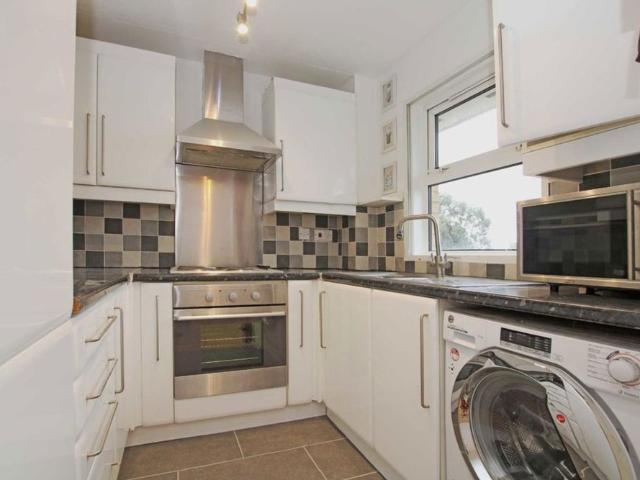 Taylor Close, TW3, London
