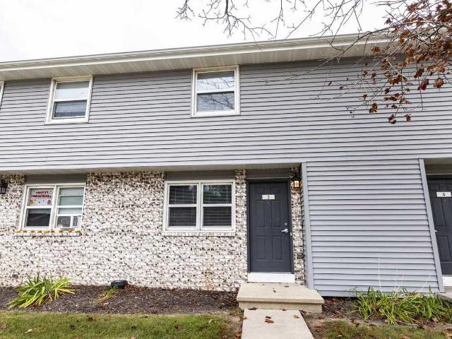 Taylor Crossing 3 Bedroom Apartment for Rent at 1842 Western Ave, Green Bay, WI 54303