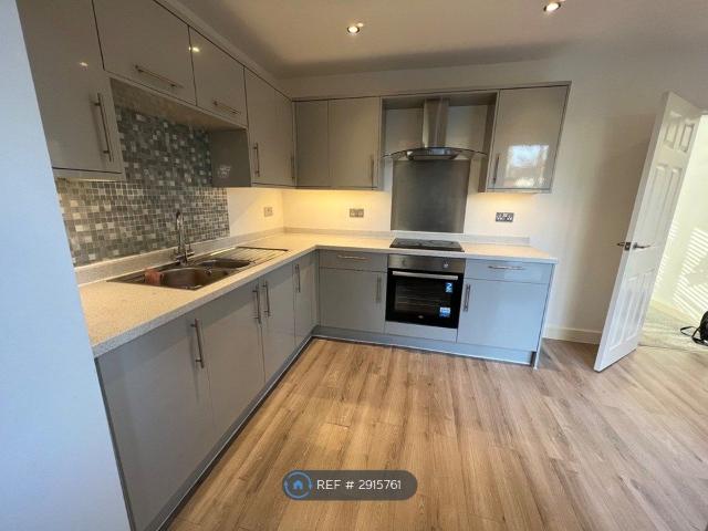 Taylor Avenue, Ormskirk L39, 3 bed semi detached house to rent, £1,100 pcm | PrimeLocation