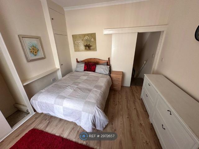 Taylor St, Widnes WA8, 2 bed terraced house to rent, £895 pcm | PrimeLocation