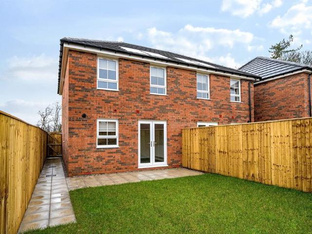 Taylor Way, NG4 3 bed detached house to rent £1,425 pcm £329 pw