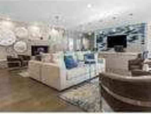 Taylors Luxurious 1 + 1. Pet OK!