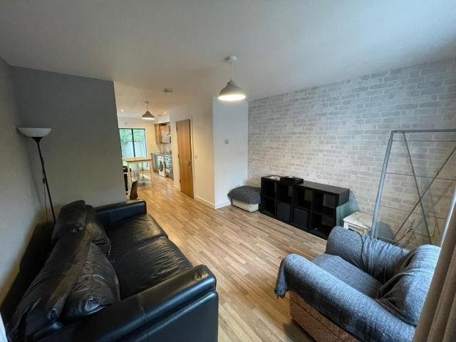 Taylorson Street, Salford M5, 2 bed property to rent, £1,400 pcm | PrimeLocation