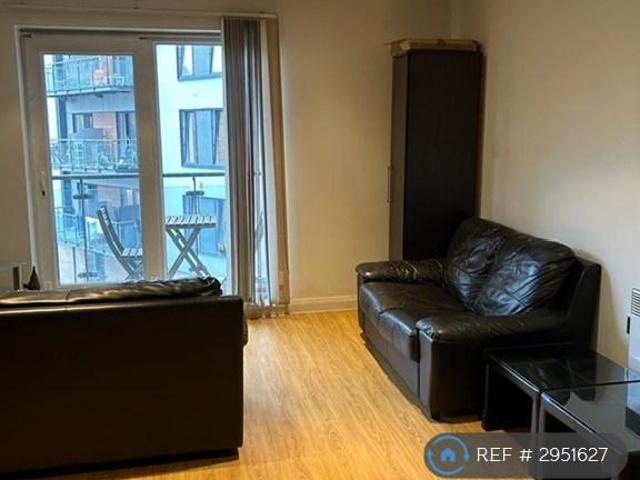 Taylorson Street South, Salford, M5 2 bed flat to rent £1,230 pcm £284 pw
