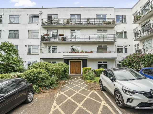 Taymount Rise, Forest Hill, London SE23, 3 bed flat to rent, £3,100 pcm | PrimeLocation