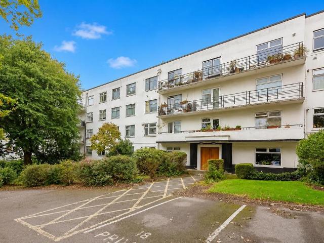 Taymount Rise, London 2 bed flat to rent £1,975 pcm £456 pw