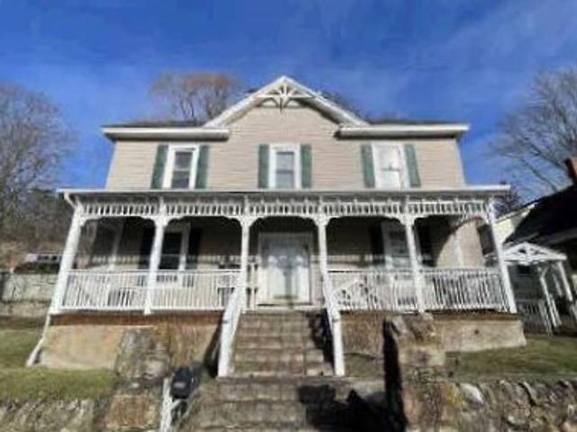 Tazewell Ave
