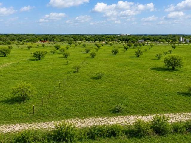 Tbd 2 County Road 216, Hobson, TX 78117
