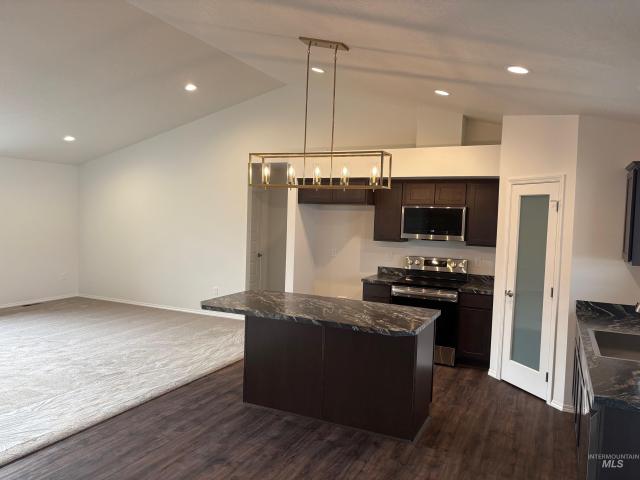 1739 Painted Rock Ct