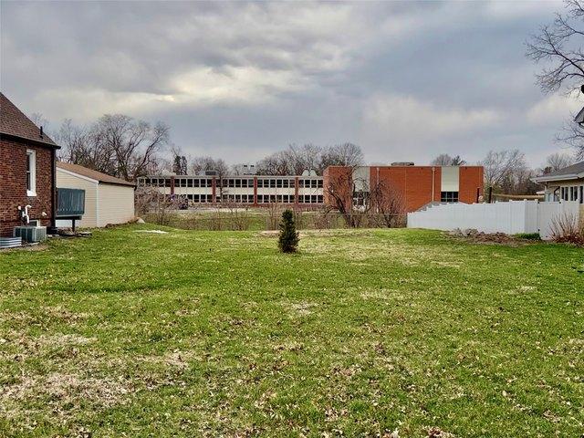 Tbd 6412 Washington Camelot Place Ave Lot 3, Windsor Heights, IA 50324
