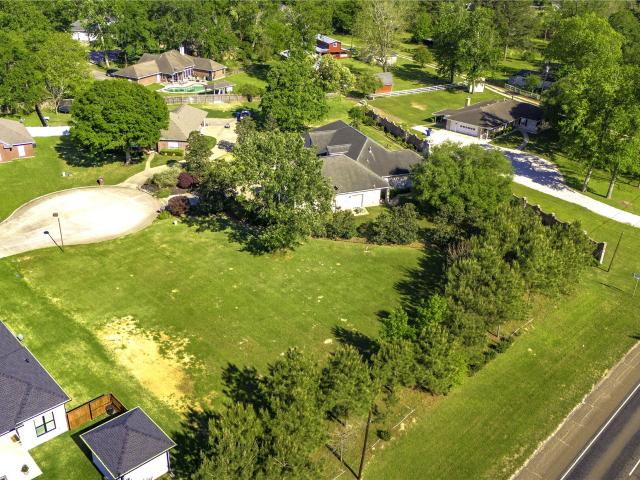 TBD Hawthorn Cir