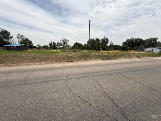 TBD Hunt Ave