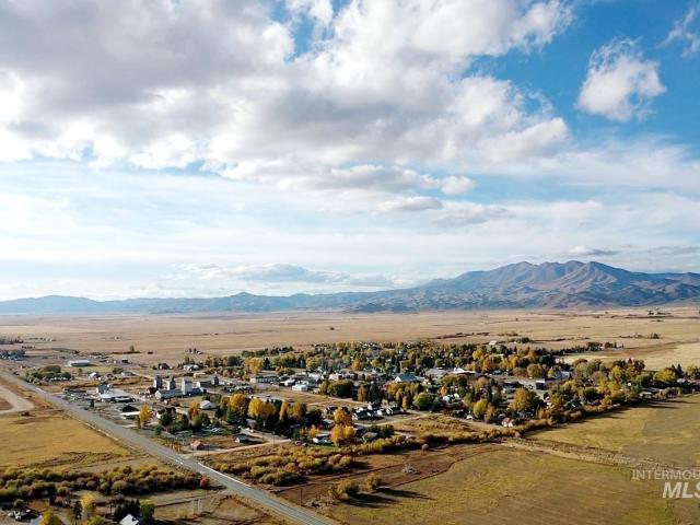 TBD Lot 19 Blk 2 Fairway Estates