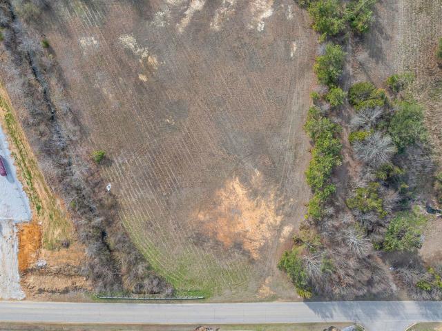 Tbd s parkway st