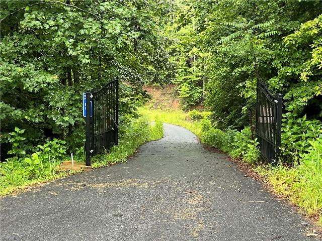 TBD Staghorn Road