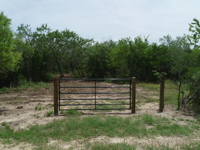 Tbd t10 Pierce Rd, Goliad, TX 77963 | MLS #1886