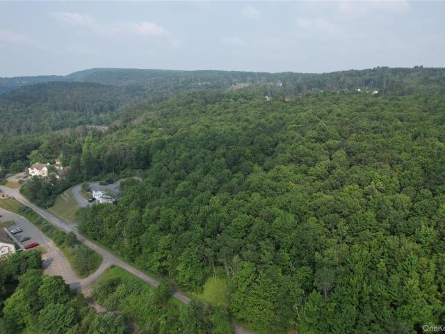 TBD Timberwolf Road W