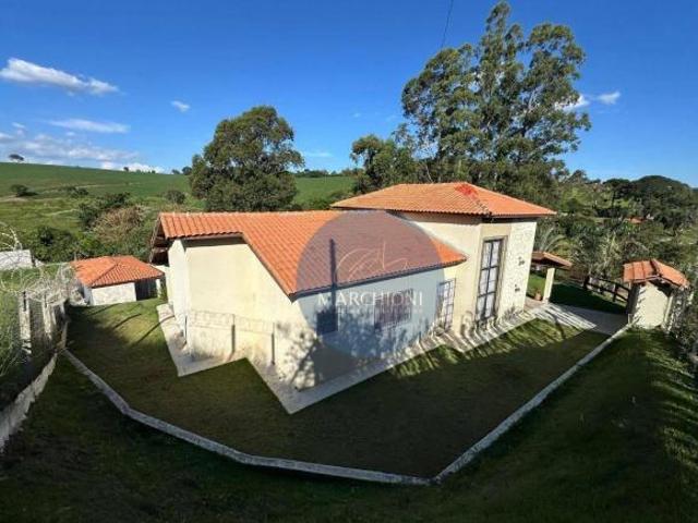 Tem lugares que a gente não visita… a gente vive