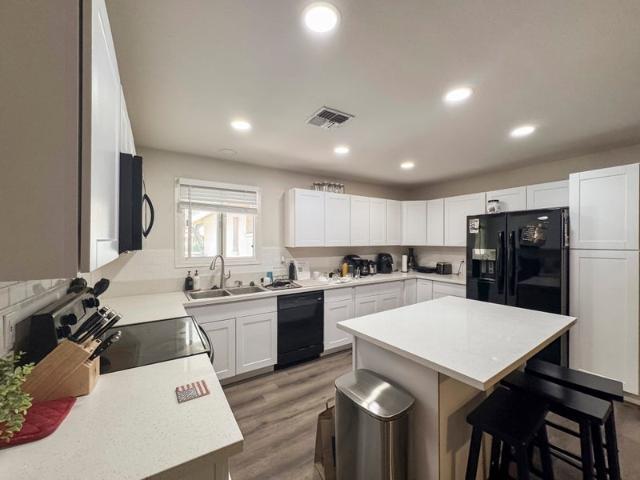 Tempe House with Dining area. Cozy & comfy