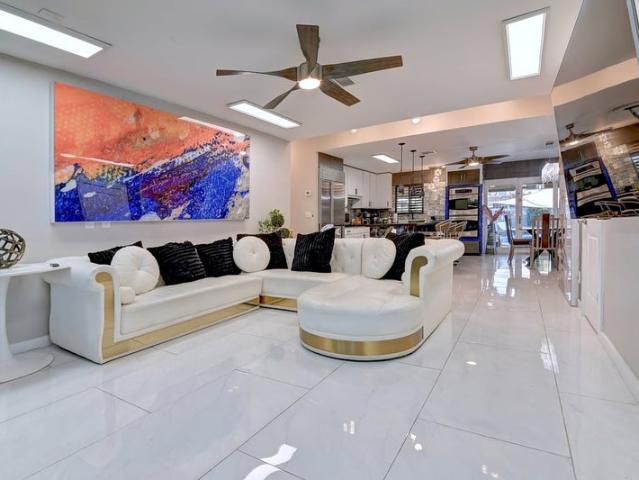 Tempe Modern renovated house