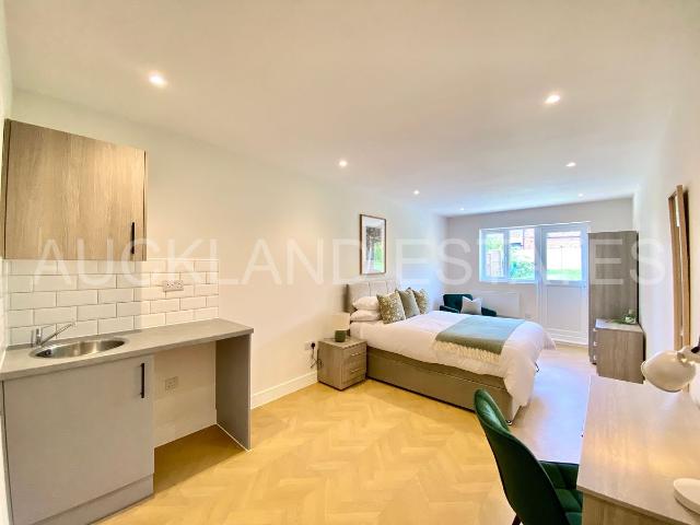 Tempest Avenue, Potters Bar EN6, Studio to rent, £1,300 pcm | PrimeLocation