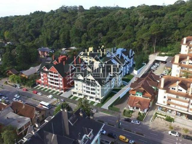 TEMPO DE VIVER BEM. NO CENTRO DE GRAMADO