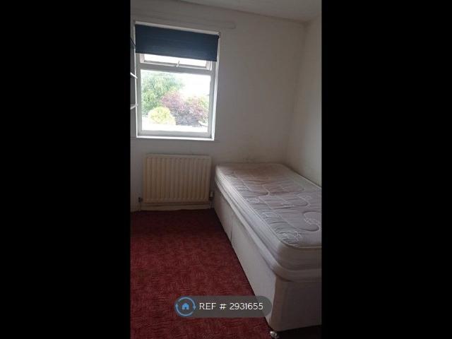 Templar Road, Nottingham NG9, Room to rent, £300 pcm | PrimeLocation