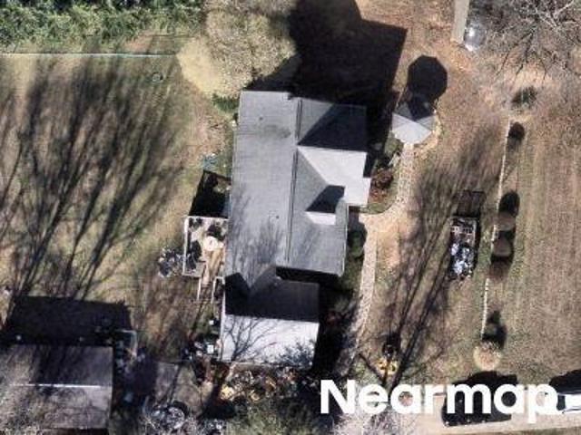Templeton Dr