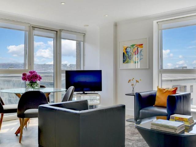 Temple House Fleet Street, Brighton 2 bed apartment to rent £4,117 pcm £950 pw