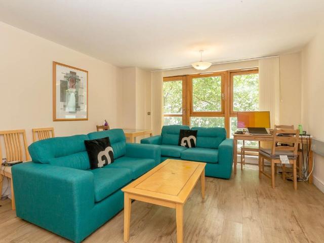 Temple House, Temple Street, Birmingham B2, 2 bed flat to rent, £1,300 pcm | PrimeLocation