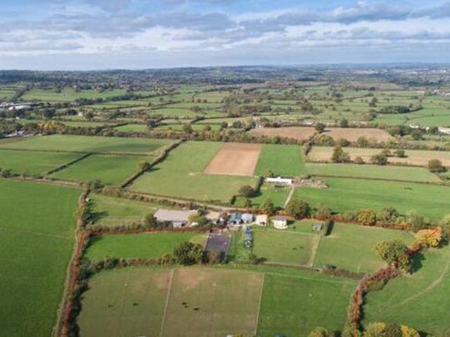 Temple Lane, Templecombe, Equestrian Facility For