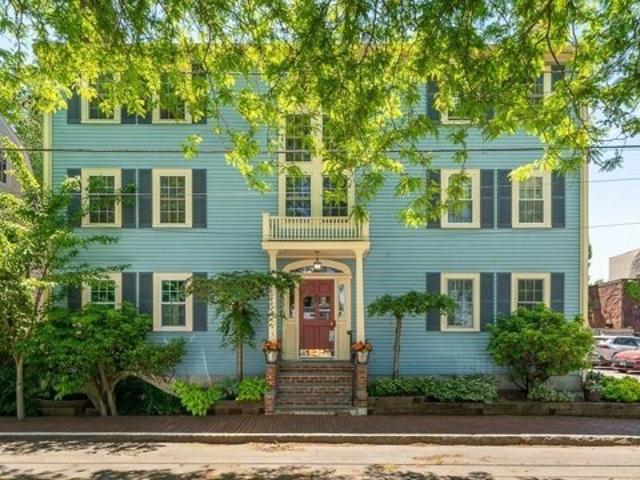 Temple St Apt,newburyport, Condo For Sale