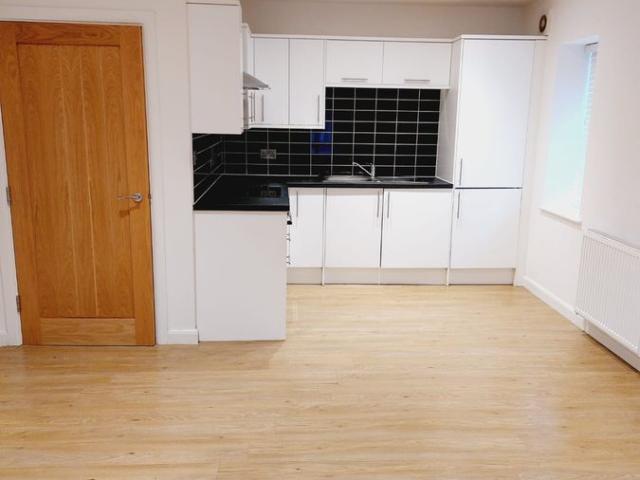 Temple Street, Rugby CV21, 2 bed flat to rent, £900 pcm | PrimeLocation