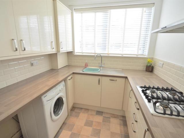 Temple Road, Sale, 2 bedroom, Apartment