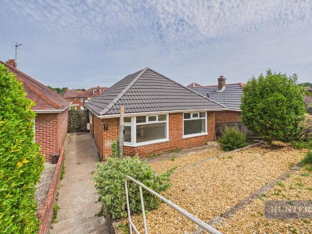 Temple Road, Southampton SO19, 2 bed bungalow to rent, £1,750 pcm | PrimeLocation