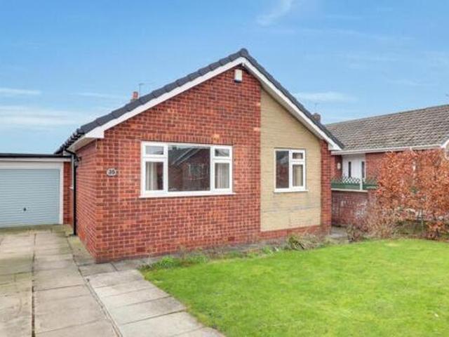 Templegate Crescent, Leeds, 3 Bedroom Detached