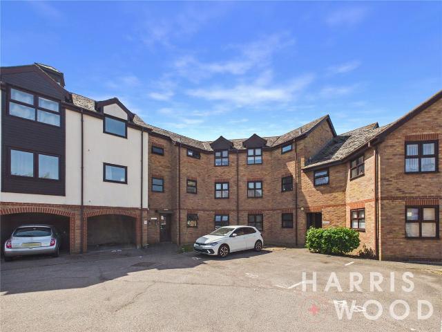 Templemead, Witham, Essex CM8, 2 bed flat to rent, £1,150 pcm | PrimeLocation