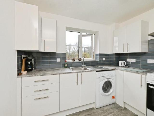 Tempsford, WELWYN GARDEN CITY 1 bed flat to rent £1,150 pcm £265 pw