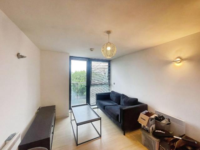 Tempus Tower, 9 Mirabel Street, City Centre, Manchester M3, 1 bed flat to rent, £1,100 pcm | PrimeLocation