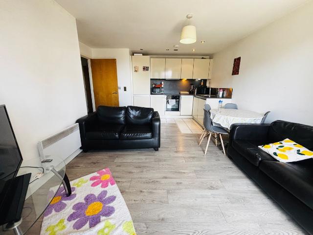 Tempus Tower, 9 Mirabel Street M3, 2 bed flat to rent, £1,350 pcm | PrimeLocation